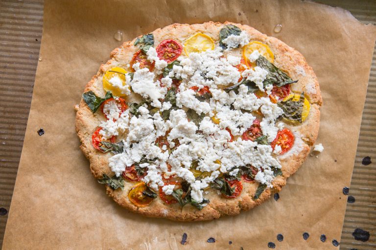 Tomato, Basil, and Ricotta Flatbread | Primal Palate | Paleo Recipes